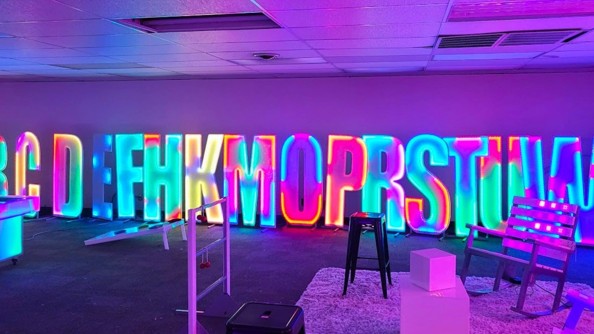 LED Neon Signs & Light Up Marquee Letters – BarChefs